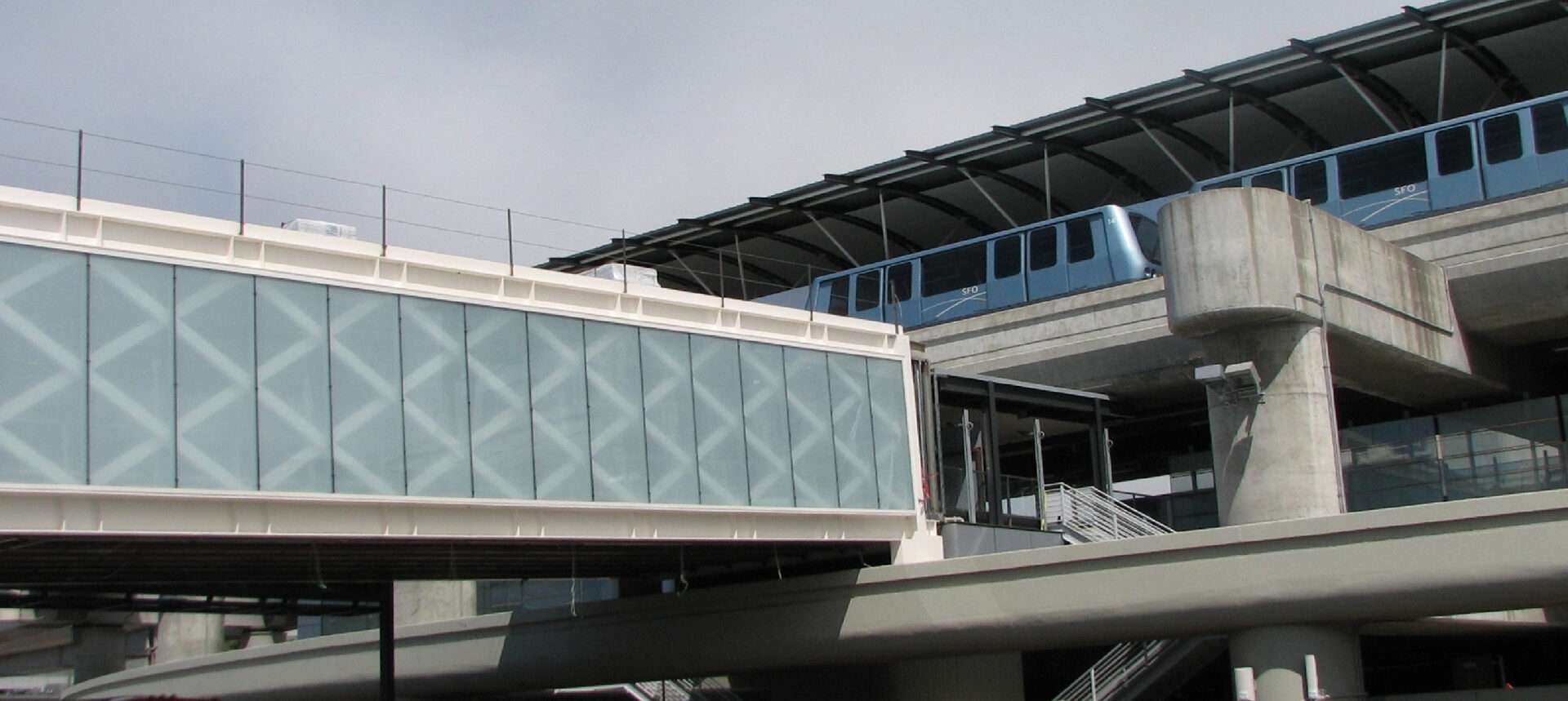SFO T1 AirTrain Station Pedestrian Bridge and Mezzanine – Delivering ...
